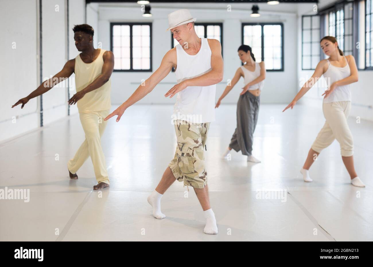 Russian american dancer hi-res stock photography and images - Alamy