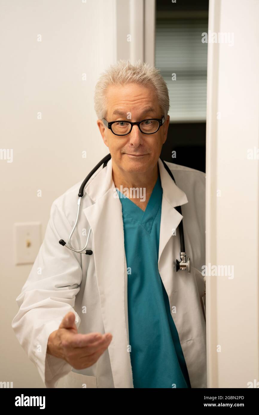 Next patient hi-res stock photography and images - Alamy