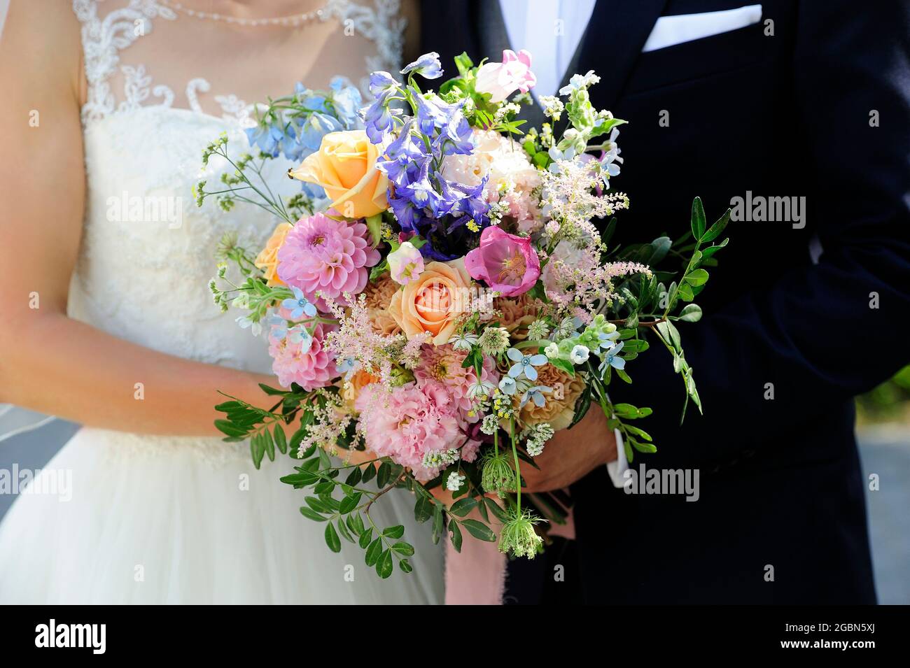 wedding planning, service, celebration, meeting, friends, family ...