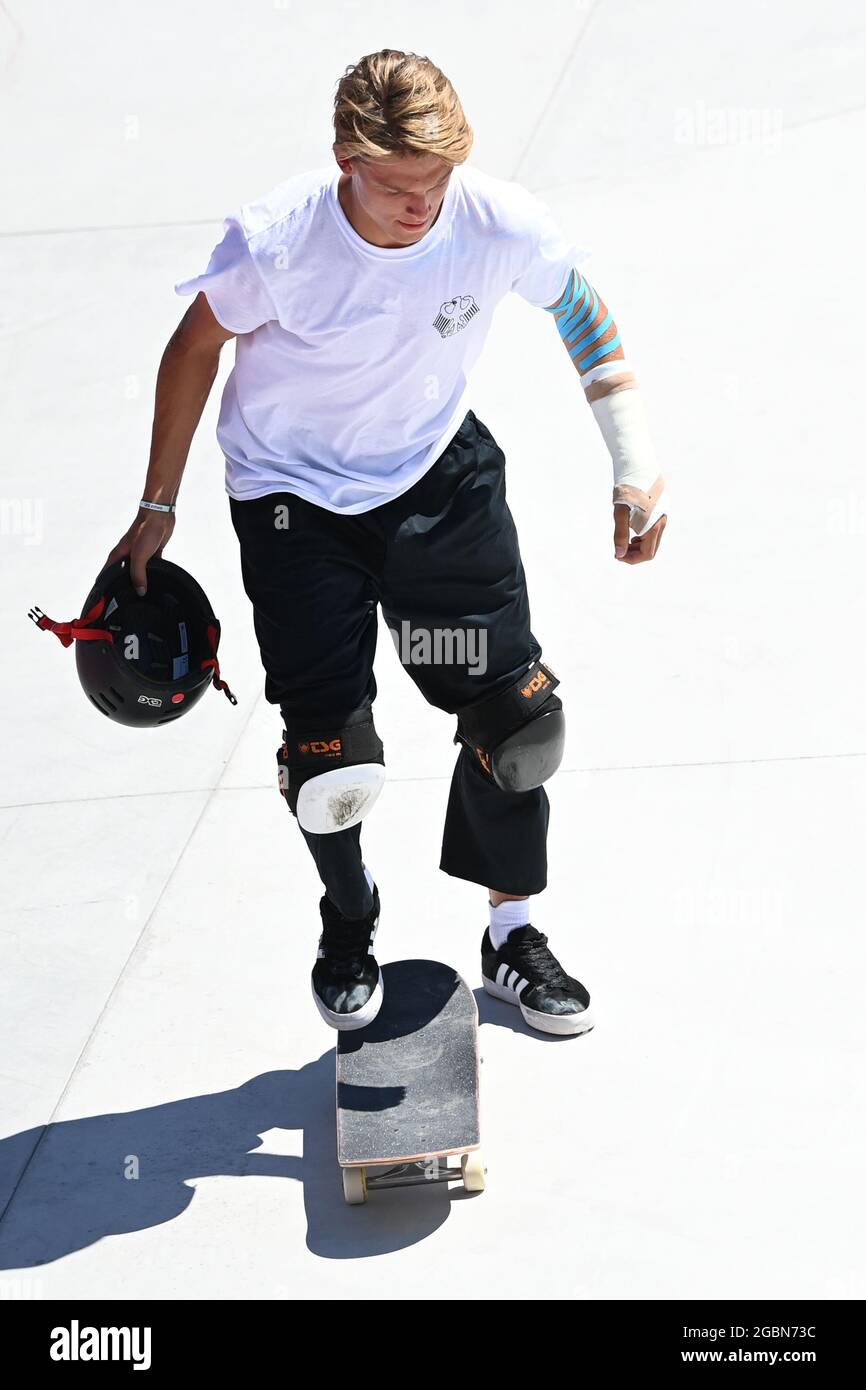 Tokio, Japan. 05th Aug, 2021. Skateboard: Olympics, Park, Men ...