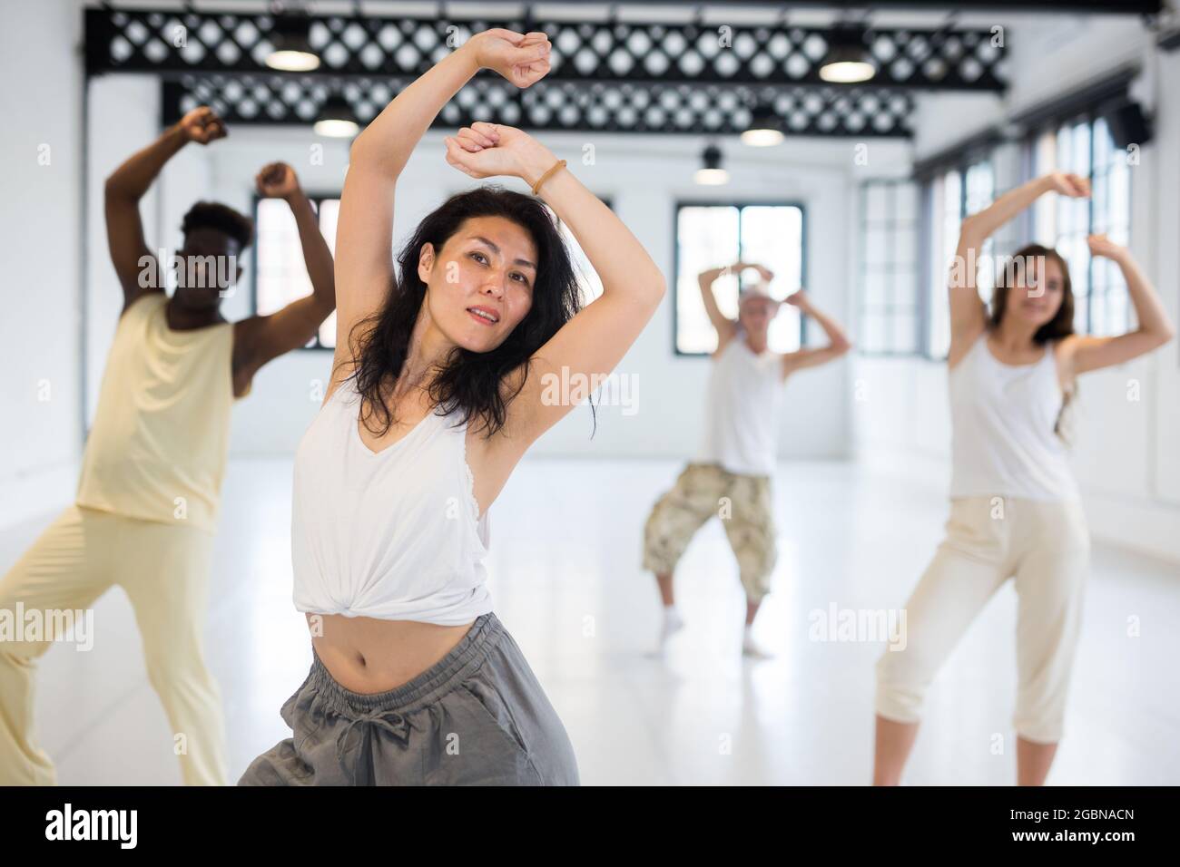 Modern dancers in a studio hi-res stock photography and images - Alamy