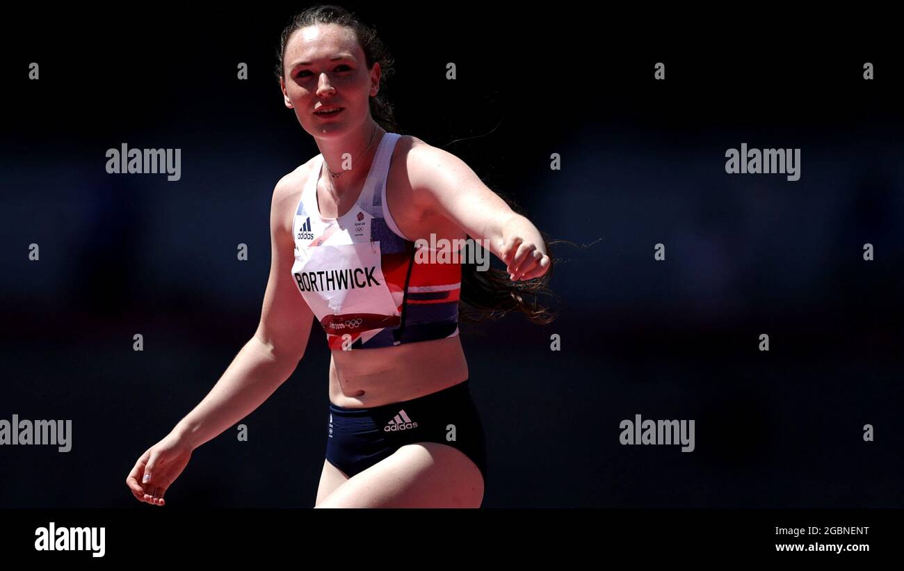 Emily borthwick athletics hi-res stock photography and images - Alamy