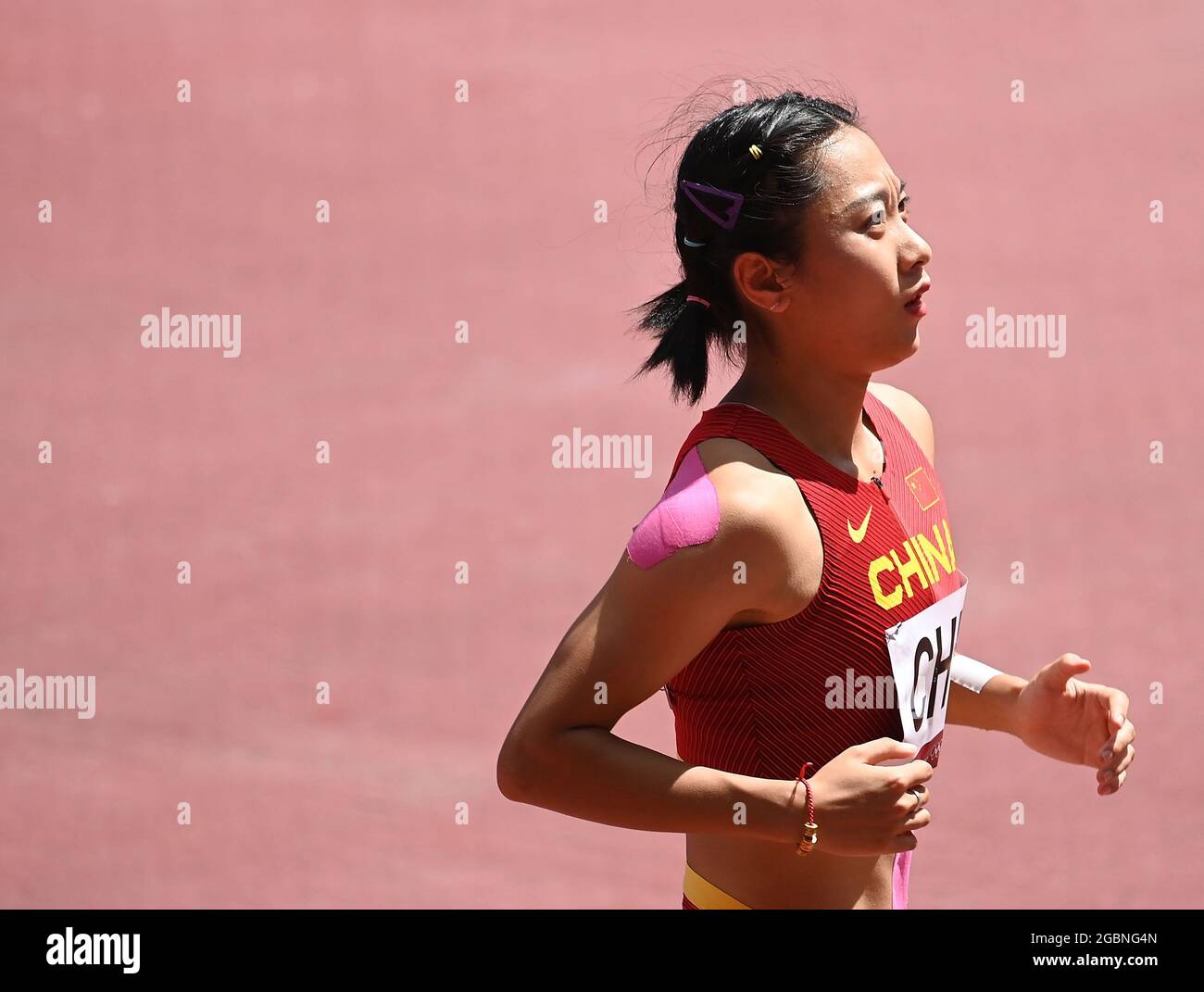 Tokyo, Japan. 5th Aug, 2021. Ge Manqi of Team China prepares for the ...