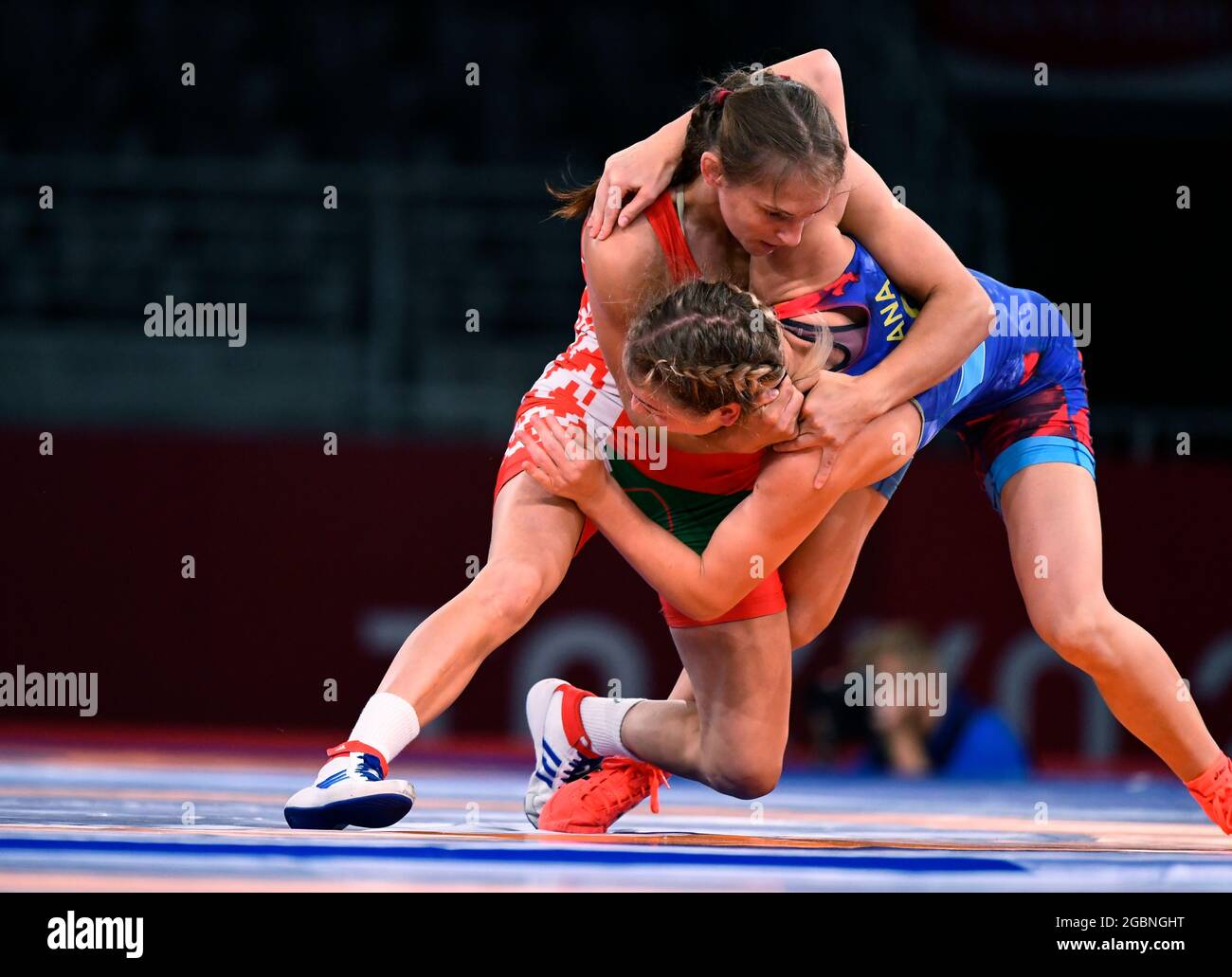 Lara Vs Beatrice Female Wrestling – HXYIMD