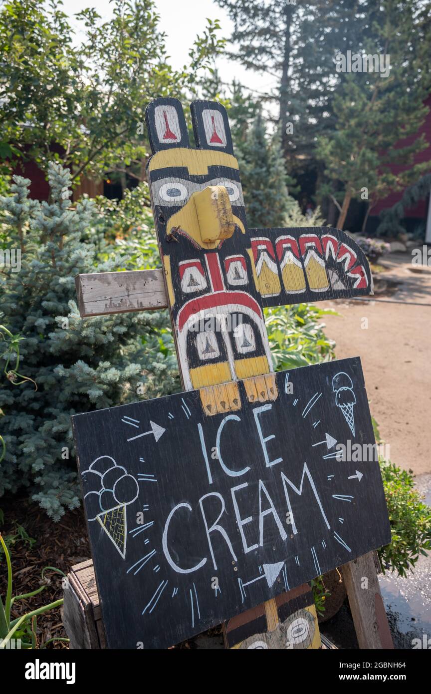 Okotoks sign hi-res stock photography and images - Alamy