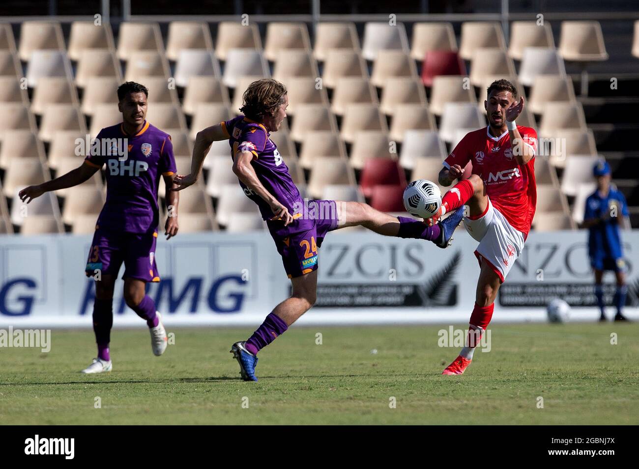 WOLLONGONG, AUSTRALIA - MARCH 07: Daniel Stynes of Perth Glory and Reno ...