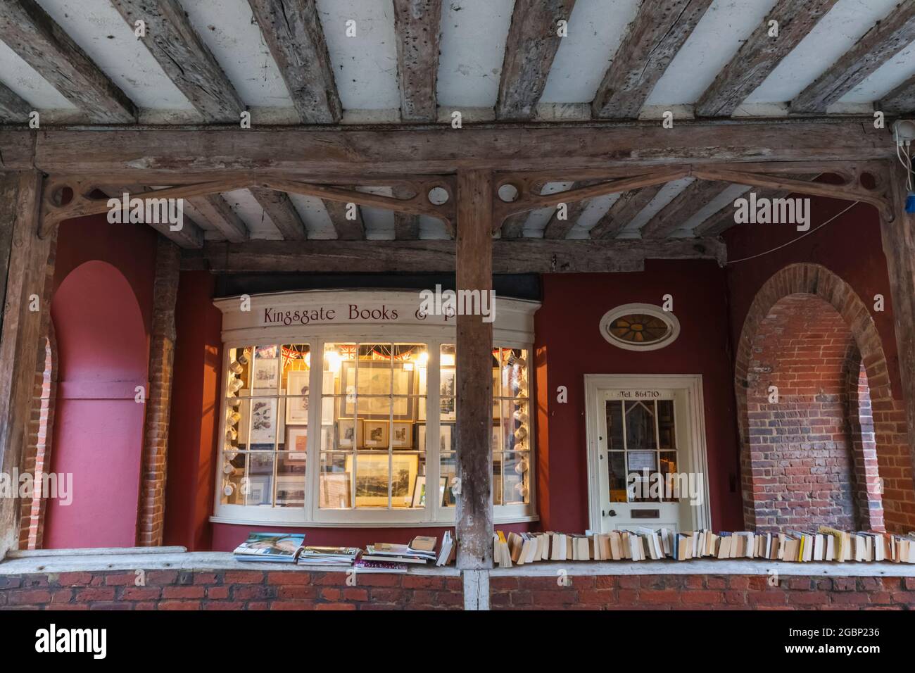The historic kingsgate books and prints shop hi-res stock photography ...