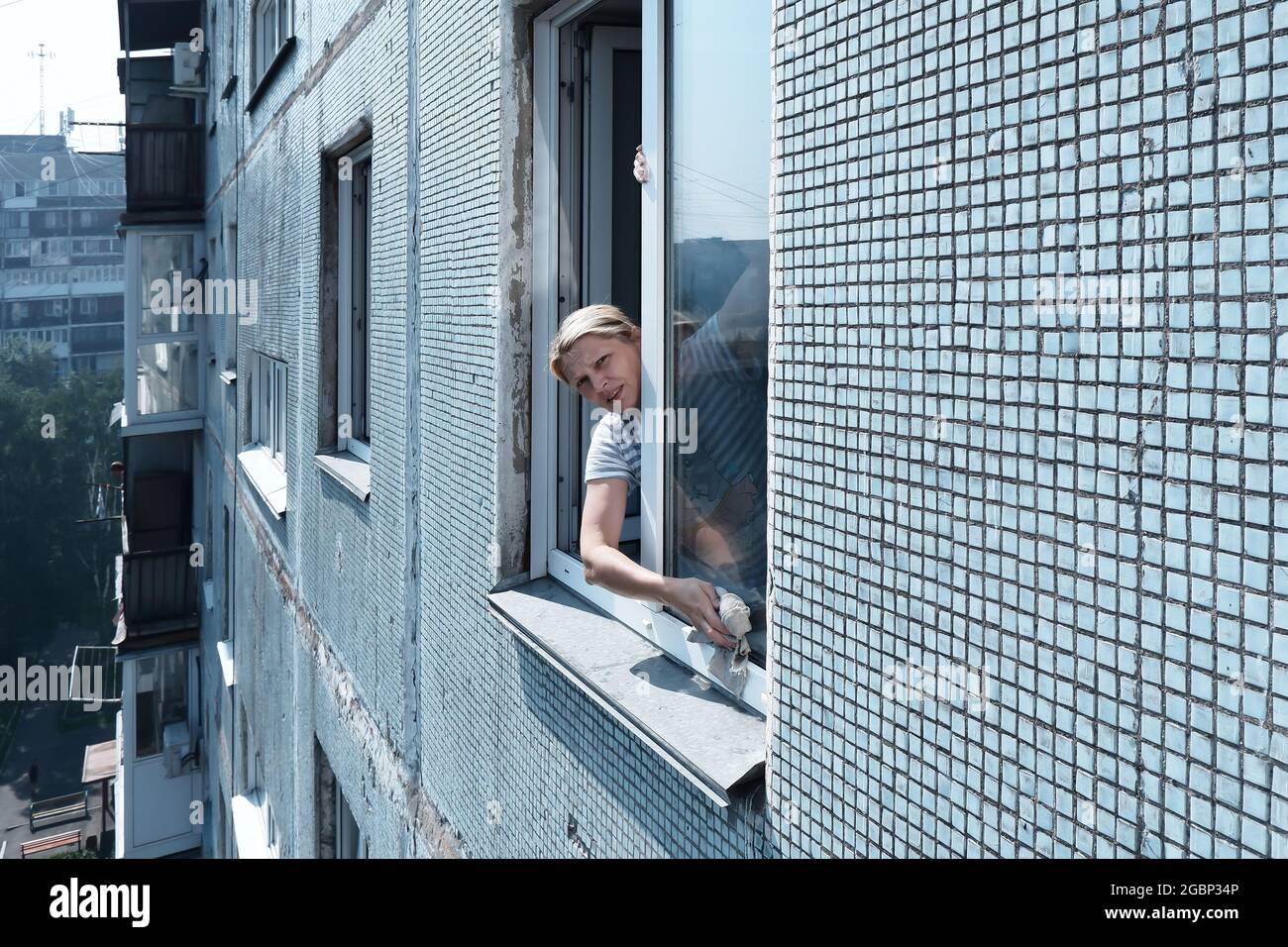 High rise apartment interior window hi-res stock photography and images ...