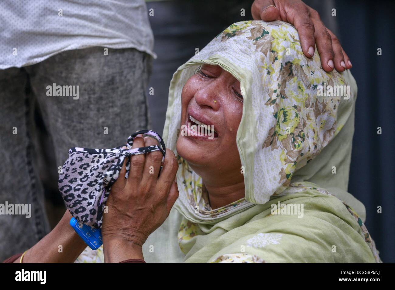 Nazma Begum breaks down in tears while receiving her beloved son Ripon ...