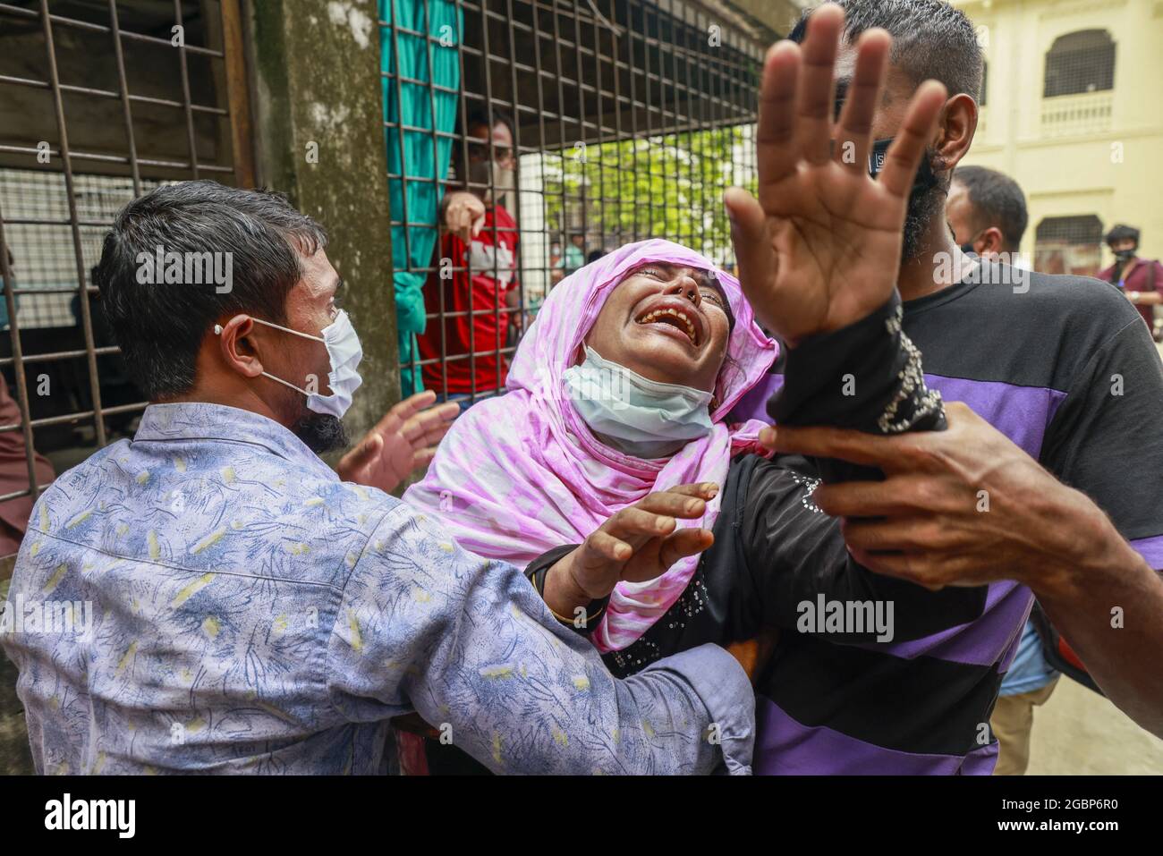 Dear remains hi-res stock photography and images - Alamy