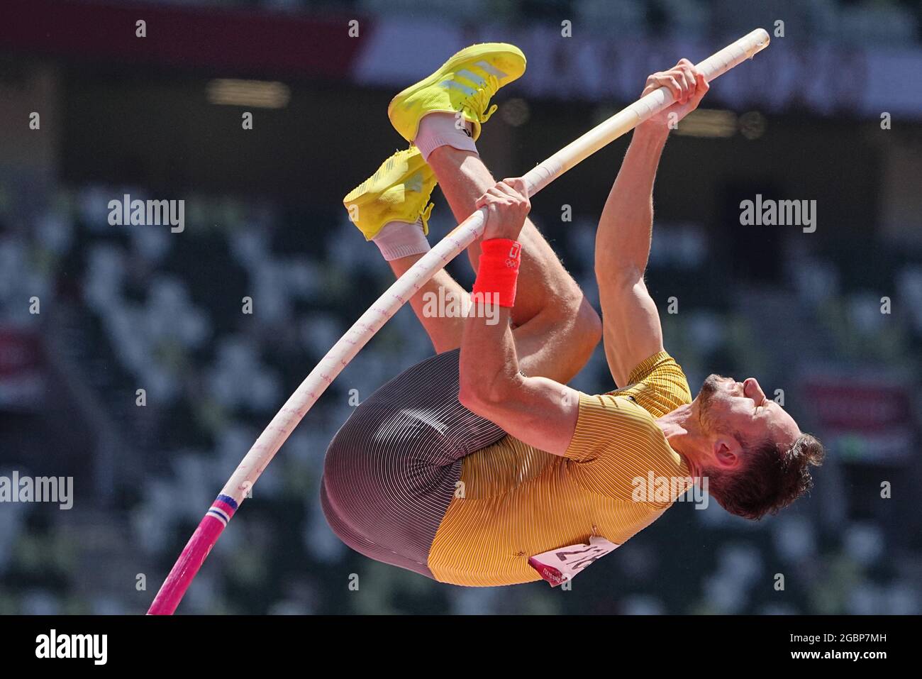 Tokio, Japan. 05th Aug, 2021. Athletics: Olympics, decathlon, men, pole ...