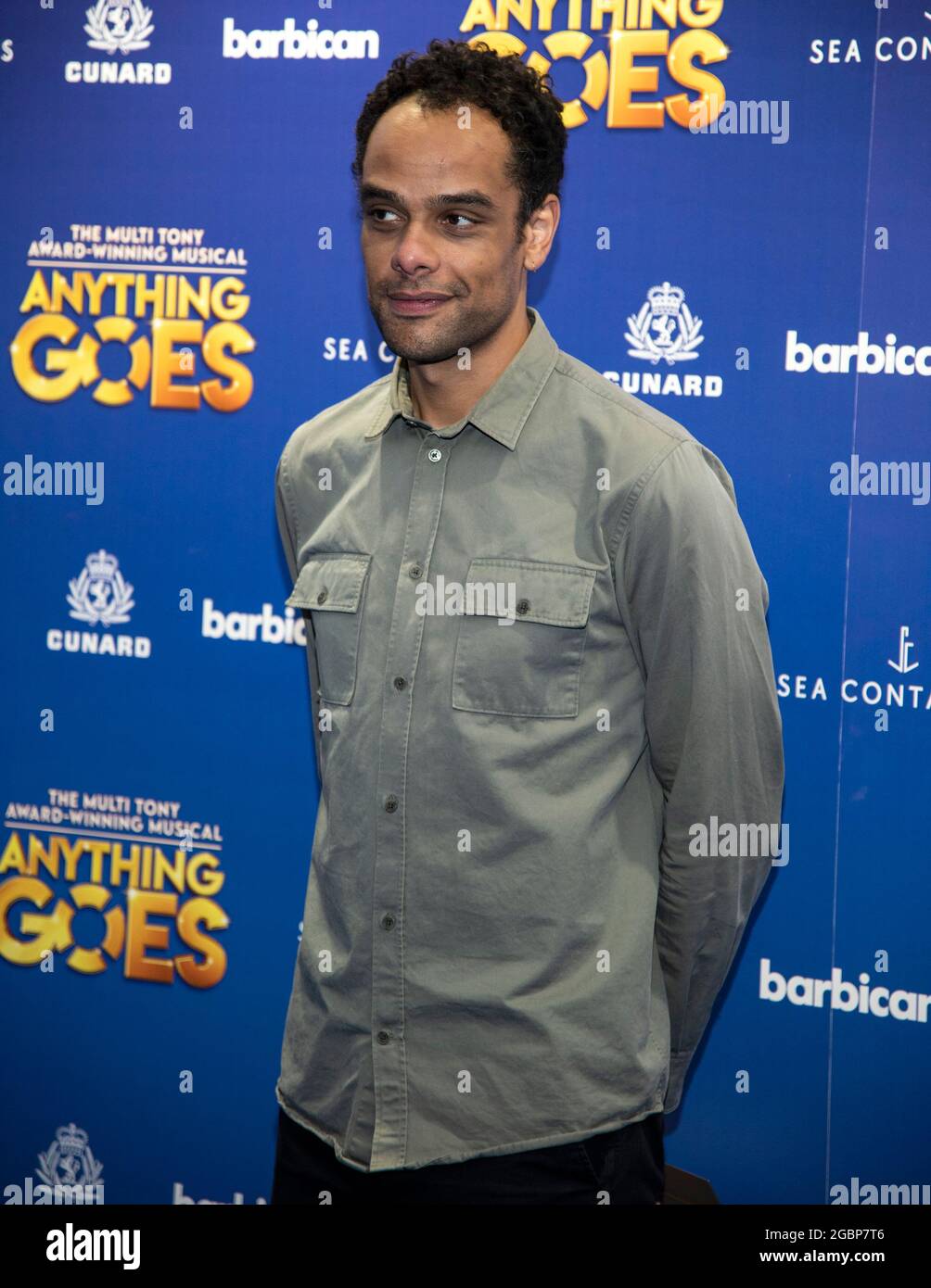 Raven Smith attends the Anything Goes Red Carpet Press Night at The ...