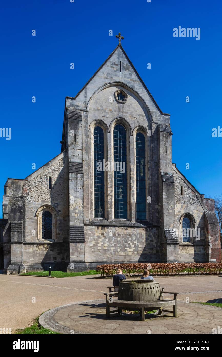 England, Hampshire, Romsey, Romsey Abbey Stock Photo - Alamy