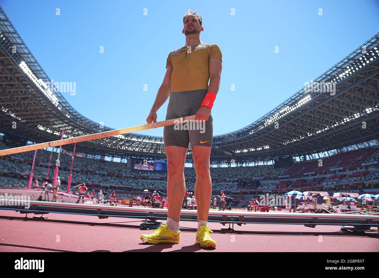 Tokio, Japan. 05th Aug, 2021. Athletics: Olympics, decathlon, men, pole ...