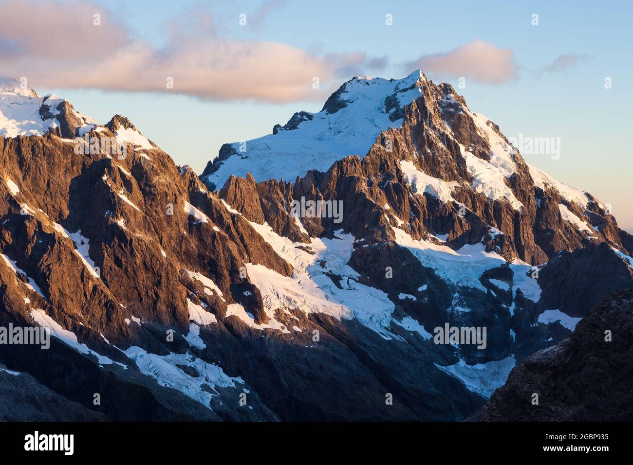 Mount syme hi-res stock photography and images - Alamy