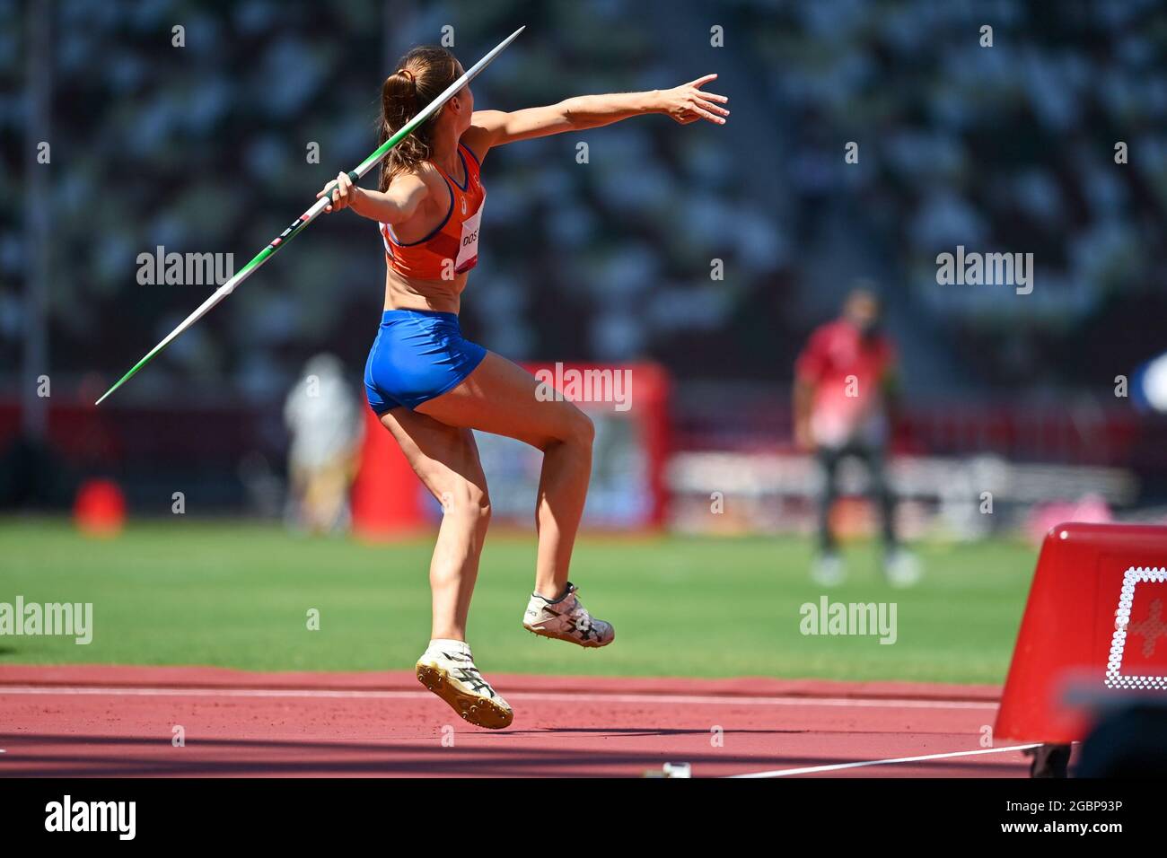 TOKYO, JAPAN - AUGUST 5: Emma Oosterwegel of the Netherlands competing ...