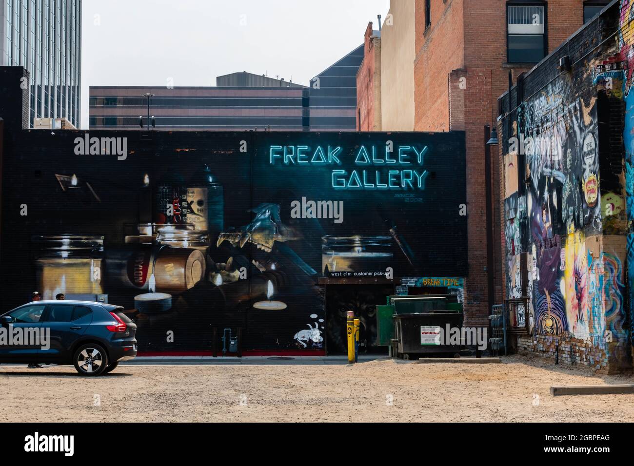 Freak alley gallery hi-res stock photography and images - Alamy