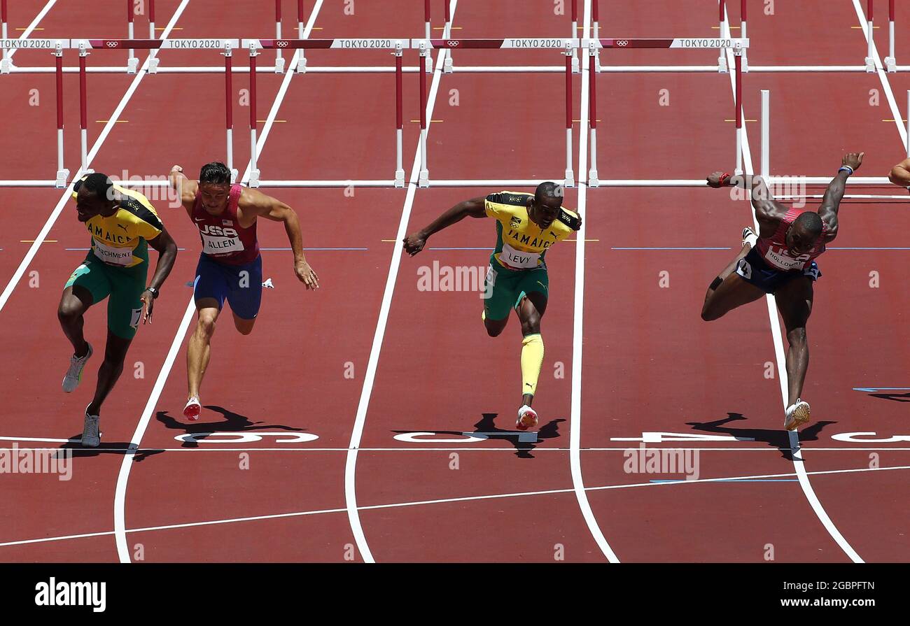 Tokyo, Japan. 05th Aug, 2021. Hansle Parchment of Jamaica (L), Devon ...