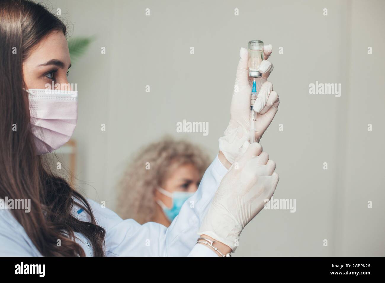 Medical sister hi-res stock photography and images - Alamy