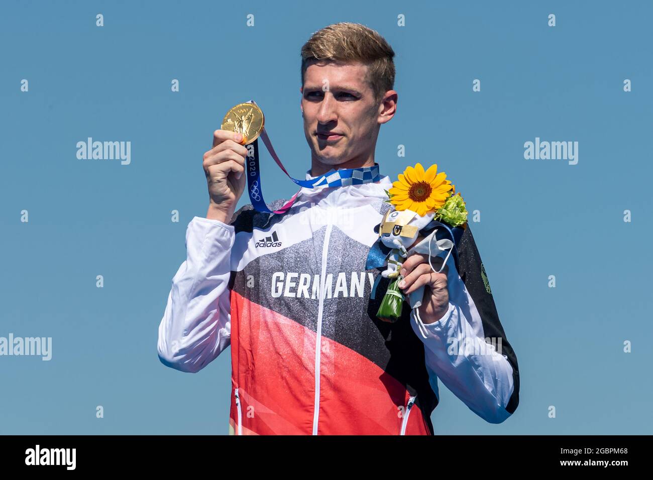Tokyo, Japan. 05th Aug, 2021. Florian Wellbrock of Germany celebrates ...