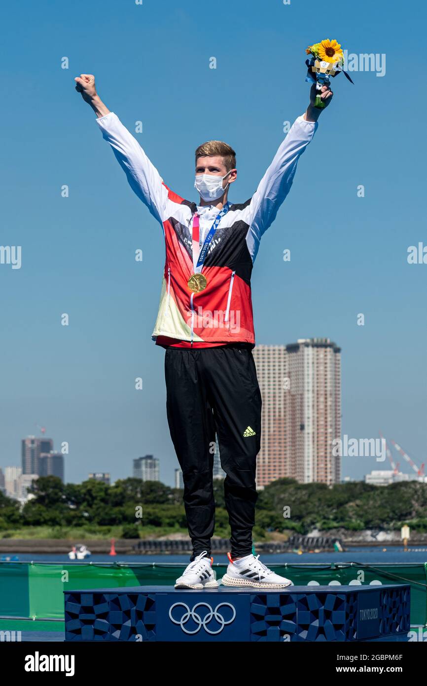 Tokyo, Japan. 05th Aug, 2021. Florian Wellbrock of Germany celebrates ...