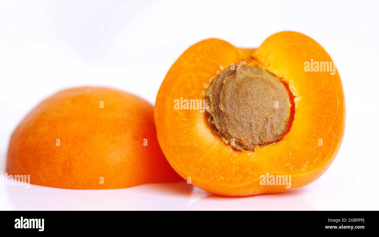 Apricot pulp hi-res stock photography and images - Alamy