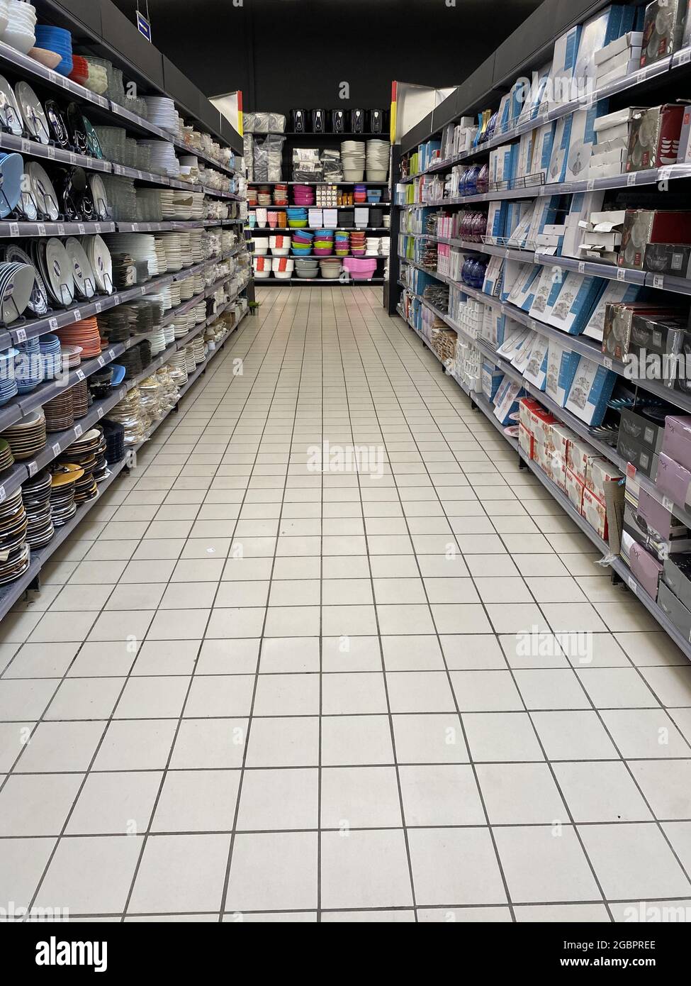 Marjane supermarket hi-res stock photography and images - Alamy