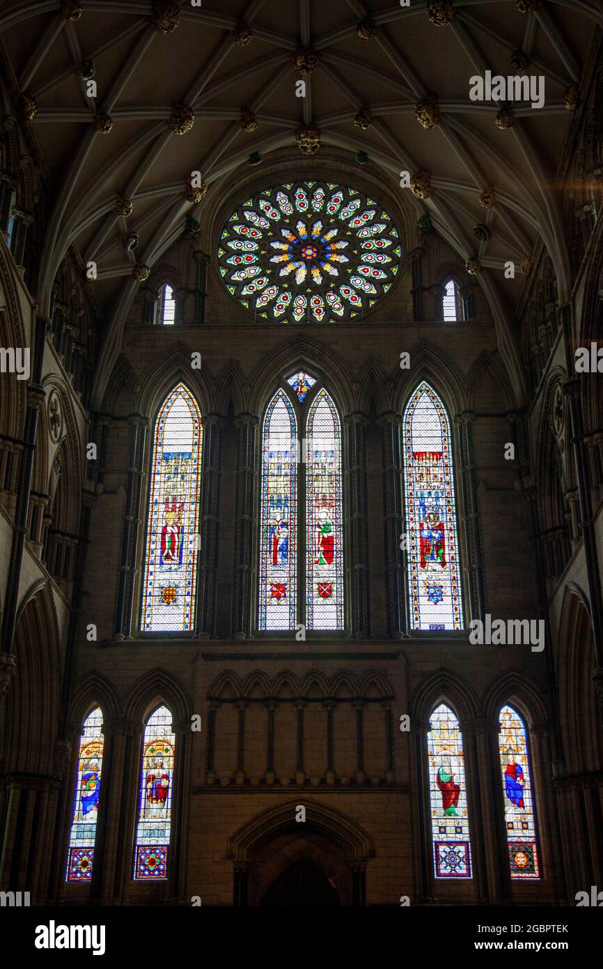 Rose stained glass window hi-res stock photography and images - Alamy