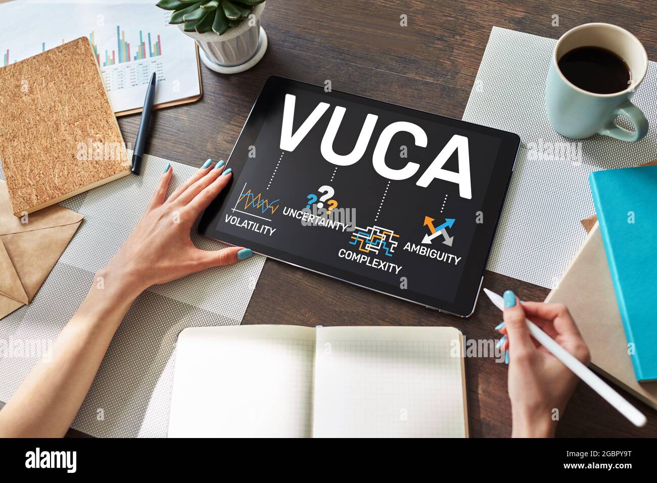 Digital transformation arrow hi-res stock photography and images - Alamy