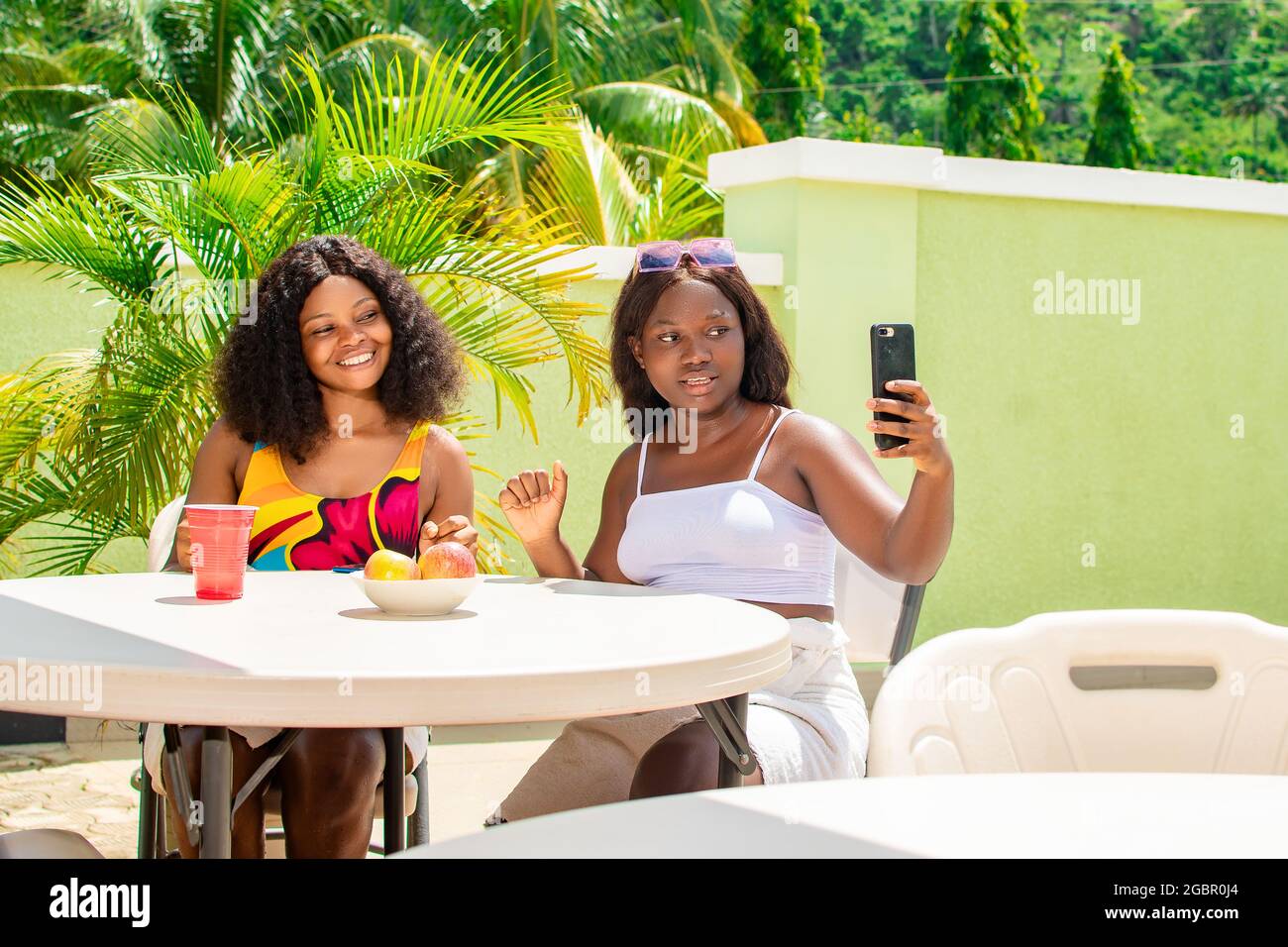 South African Teens Posting Nude Selfies On Social Media Airportsir2021
