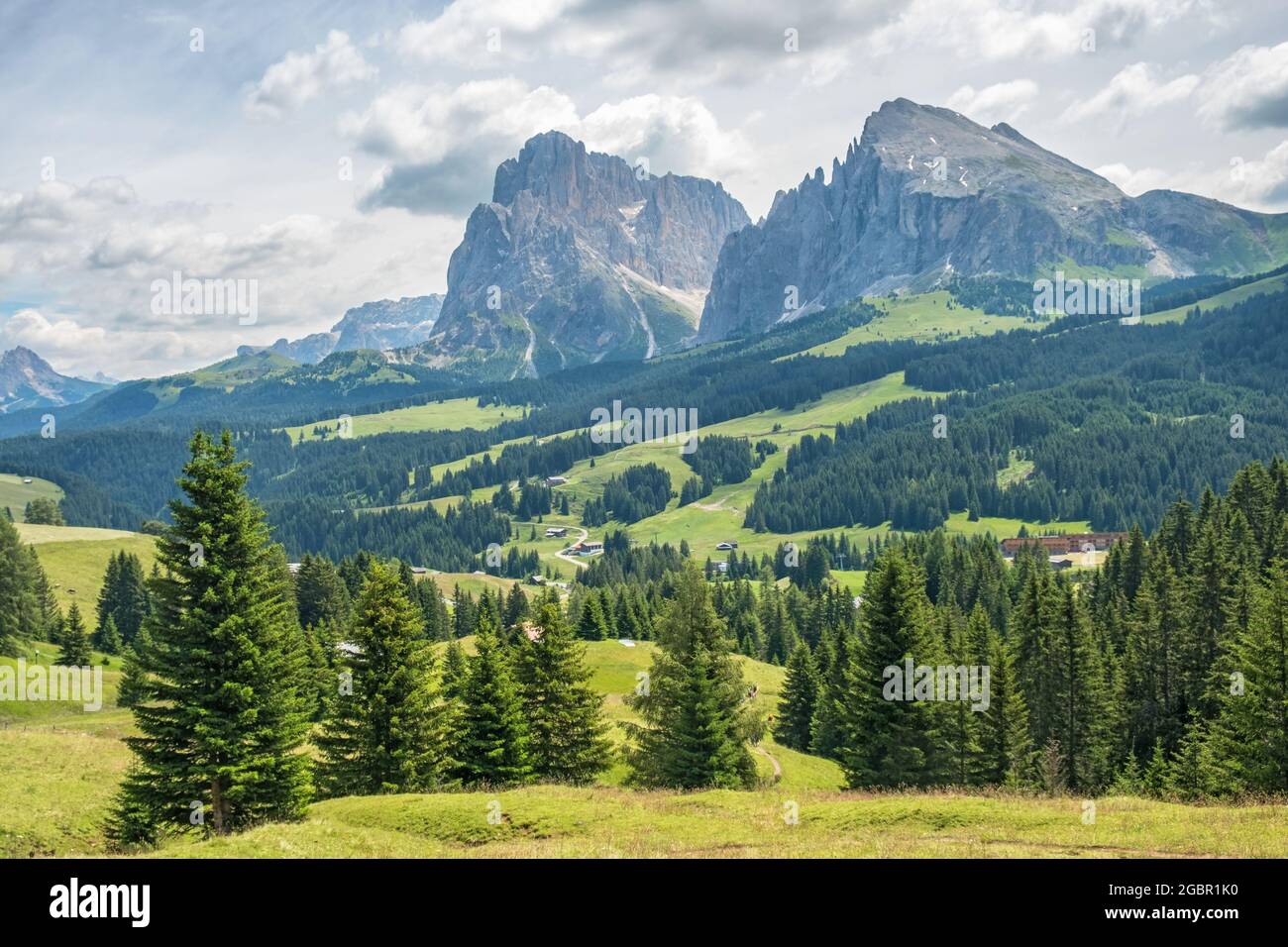 Scenics alps landscape with mountain peaks Stock Photo - Alamy