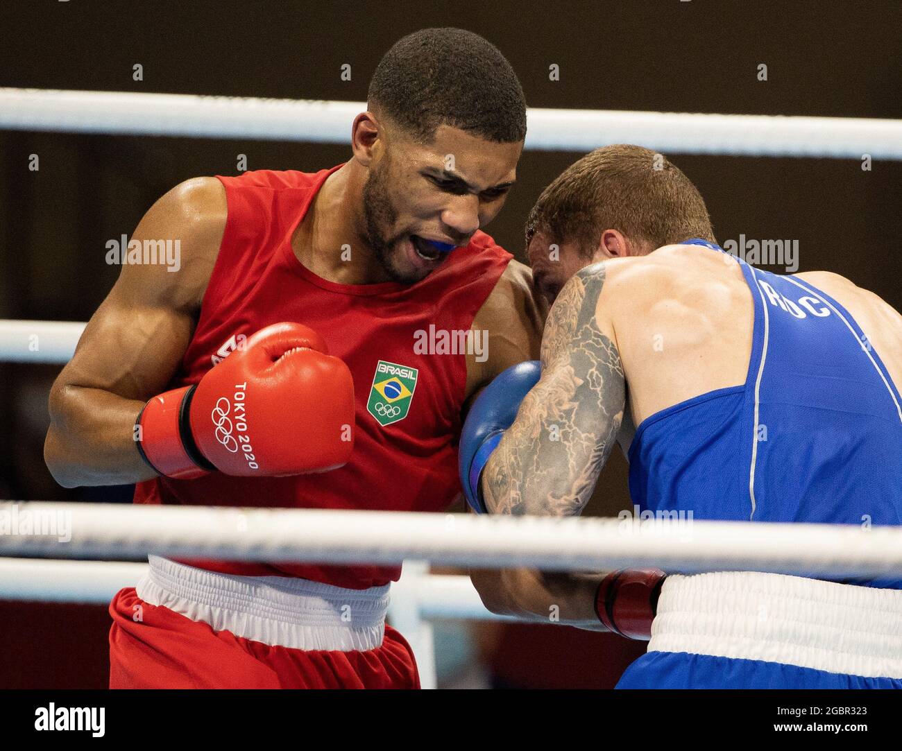 Middle weight boxer hi-res stock photography and images - Alamy