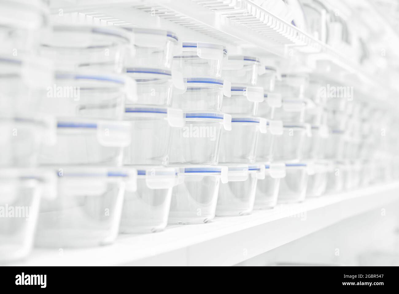 Food storage containers hi-res stock photography and images - Alamy