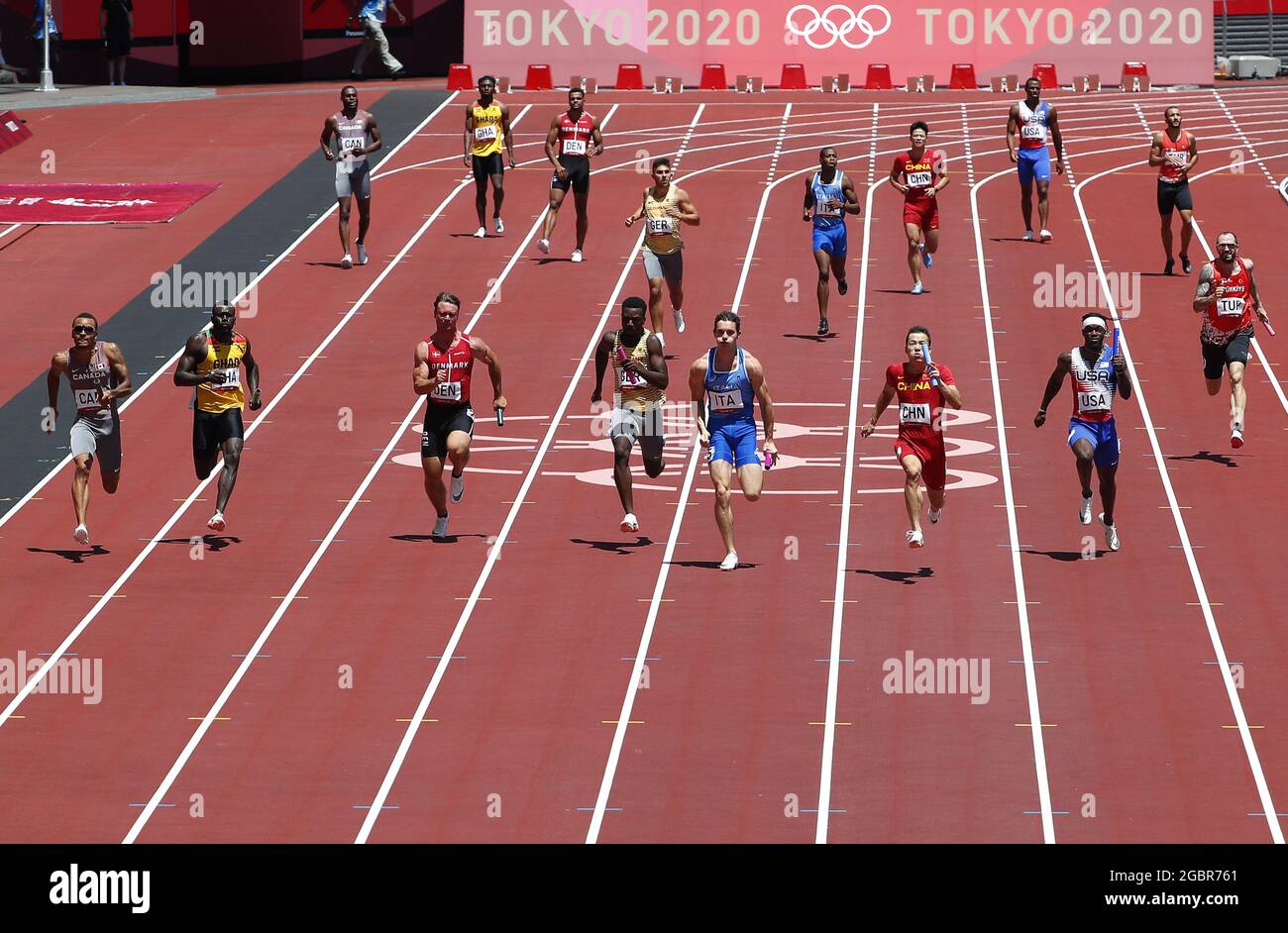 Mens 4x100m relay heat one hi-res stock photography and images - Alamy
