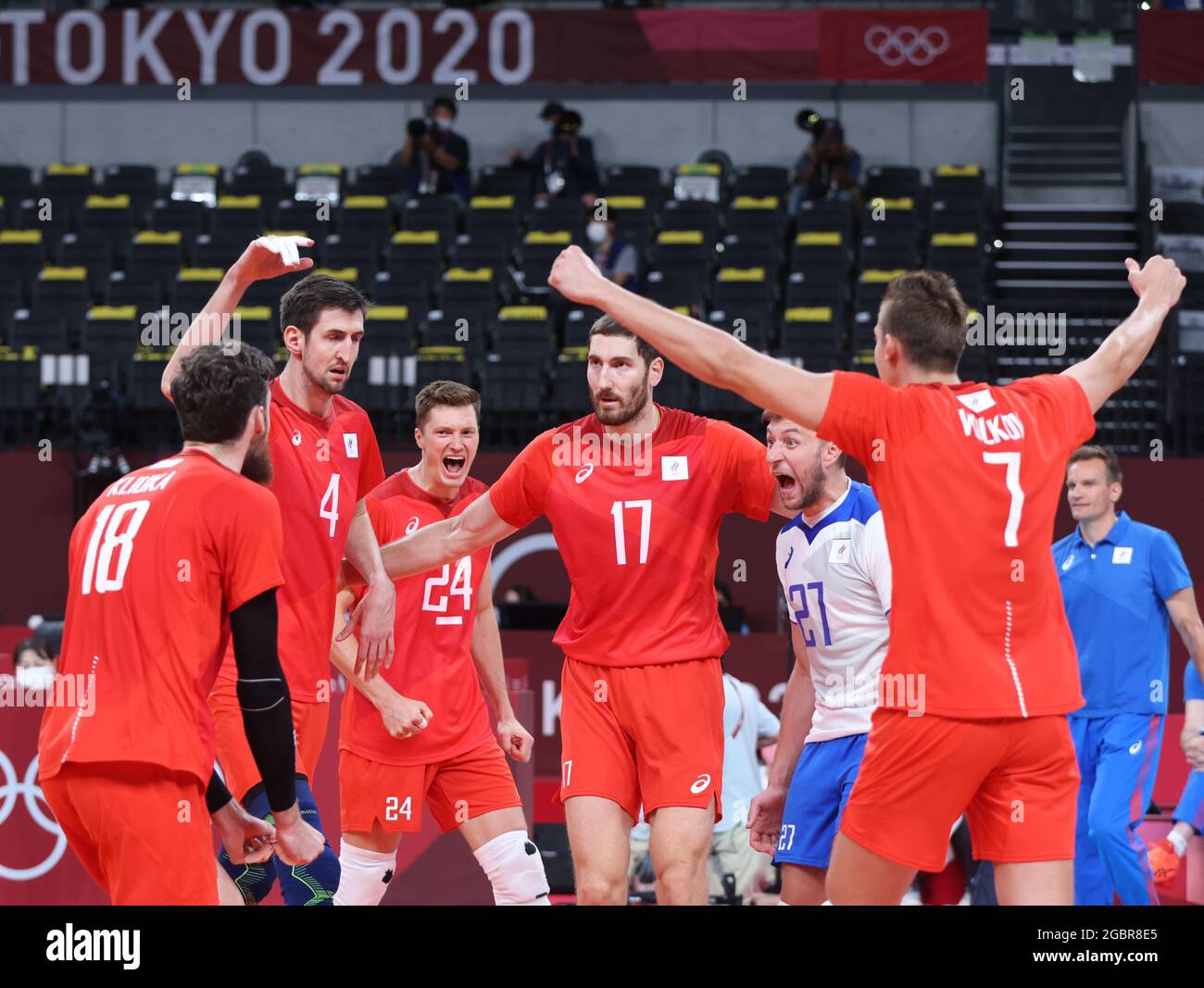 Tokyo, Japan. 5th Aug, 2021. Players of ROC celebrate after the men's ...