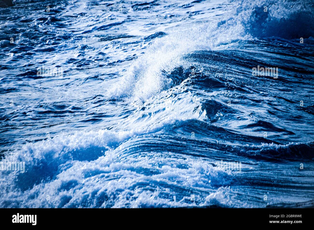 Strong shape and movement hi-res stock photography and images - Alamy