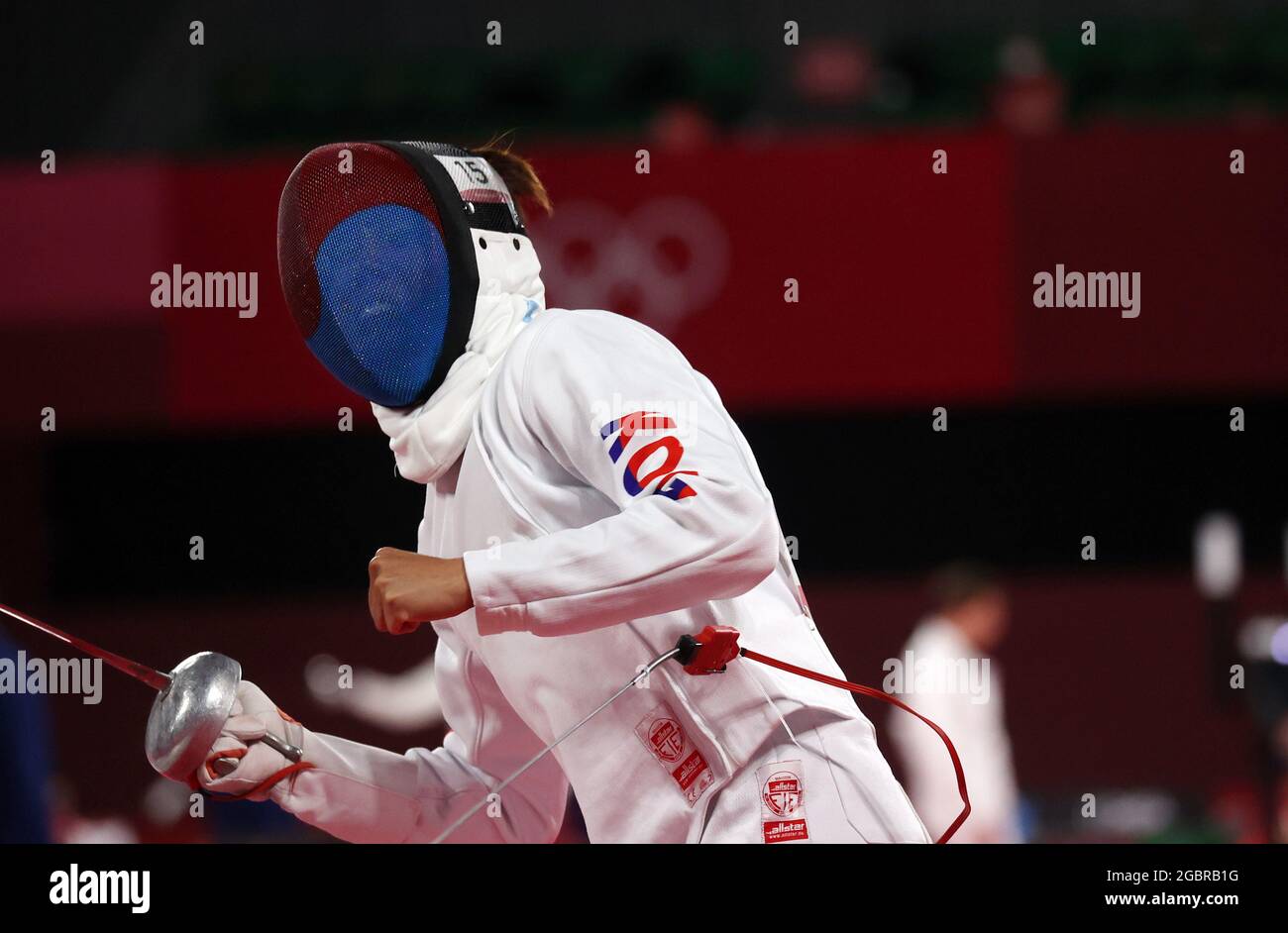 05th Aug, 2021. Modern pentathlon fencing round Jung Jin-hwa of South ...