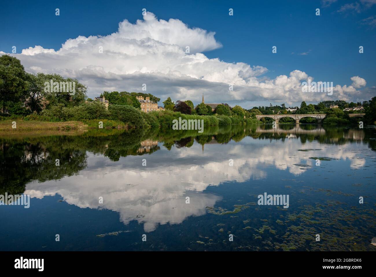 The River Tweed at Kelso in the Scottish Borders Stock Photo - Alamy