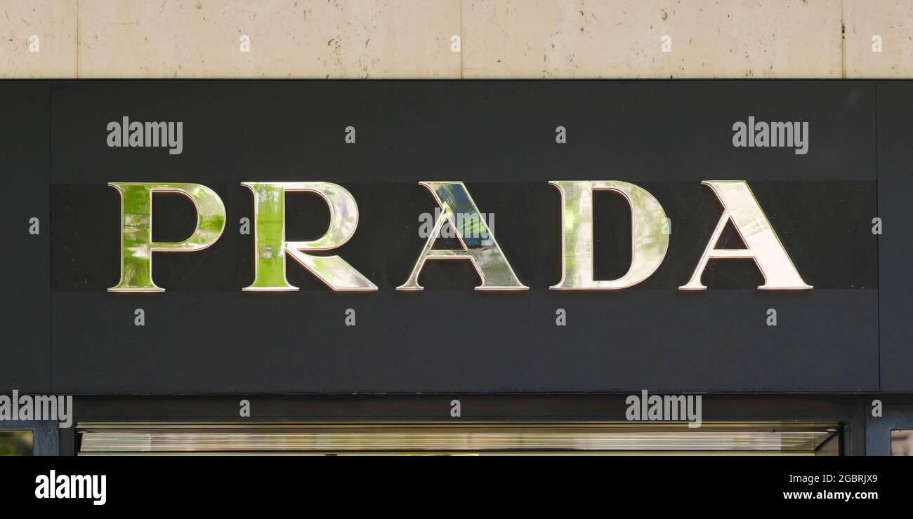 Sign Of The Italian Fashion Label PRADA Stock Photo - Alamy