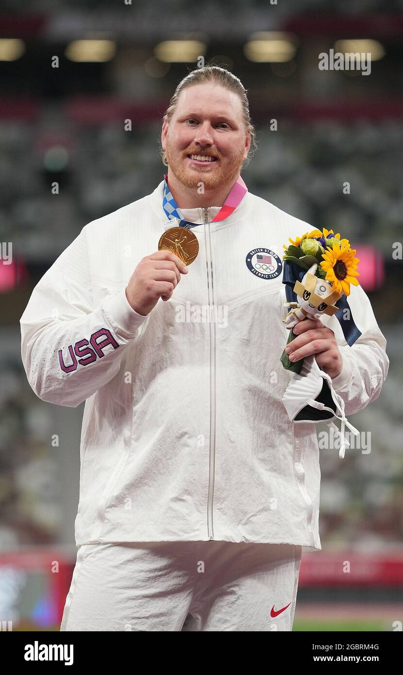 Tokyo, Japan. 5th Aug, 2021. Gold medalist Ryan Crouser of the United ...