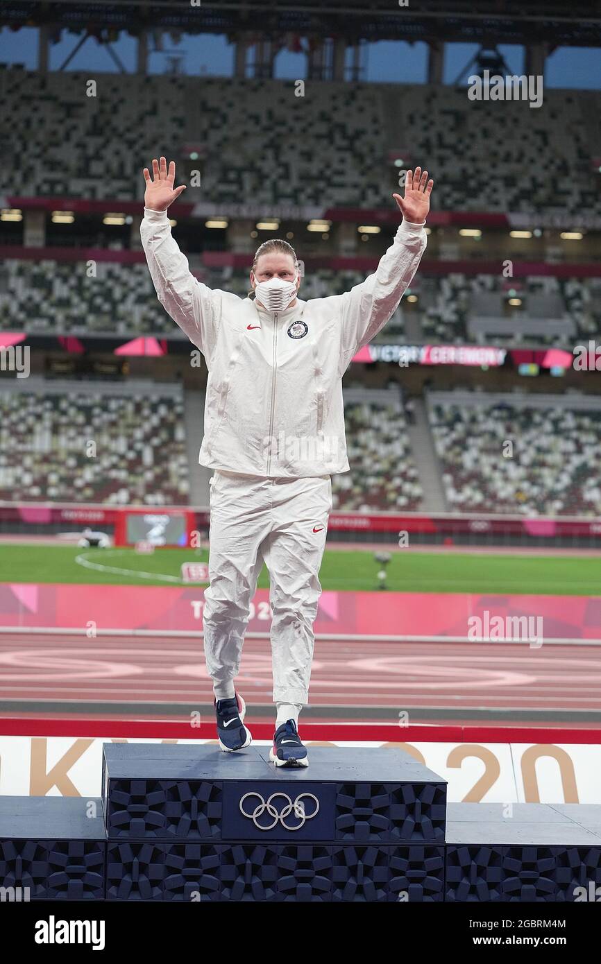 Tokyo, Japan. 5th Aug, 2021. Gold medalist Ryan Crouser of the United ...