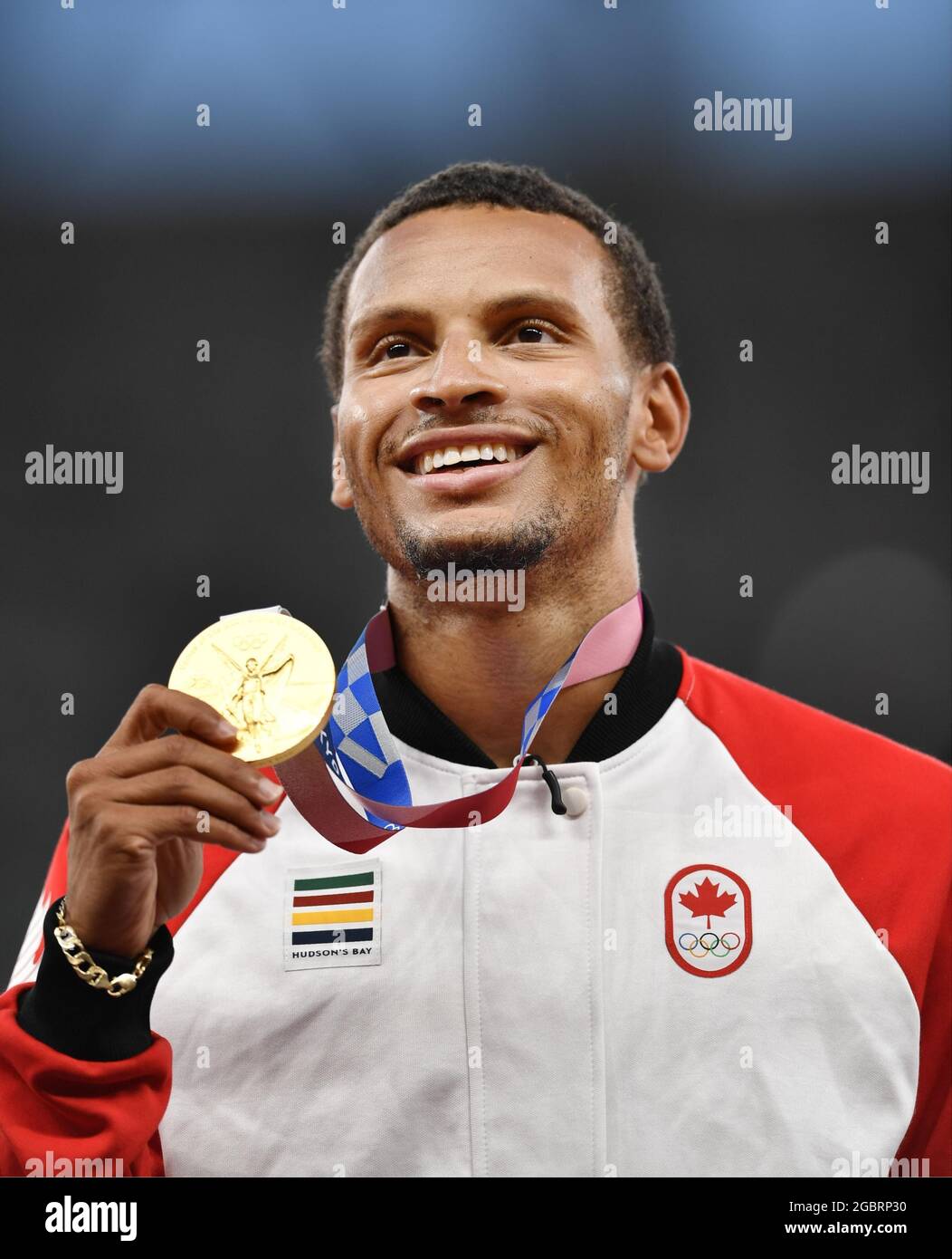 Tokyo, Japan. 5th Aug 2021. Canada's Andre De Grasse smiles with his ...