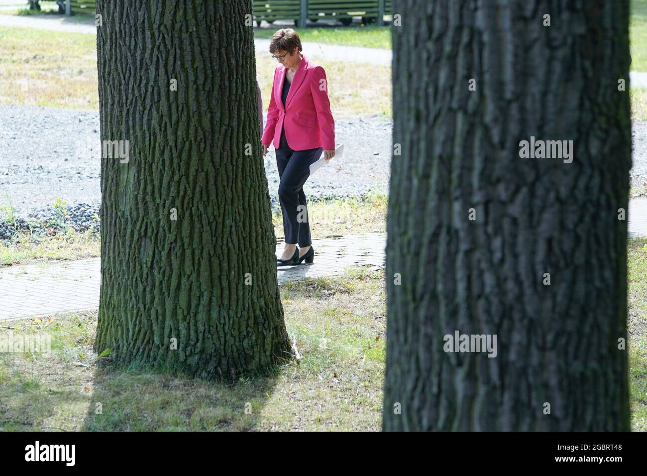 Schwielowsee, Germany. 05th Aug, 2021. Annegret Kramp-Karrenbauer (CDU ...