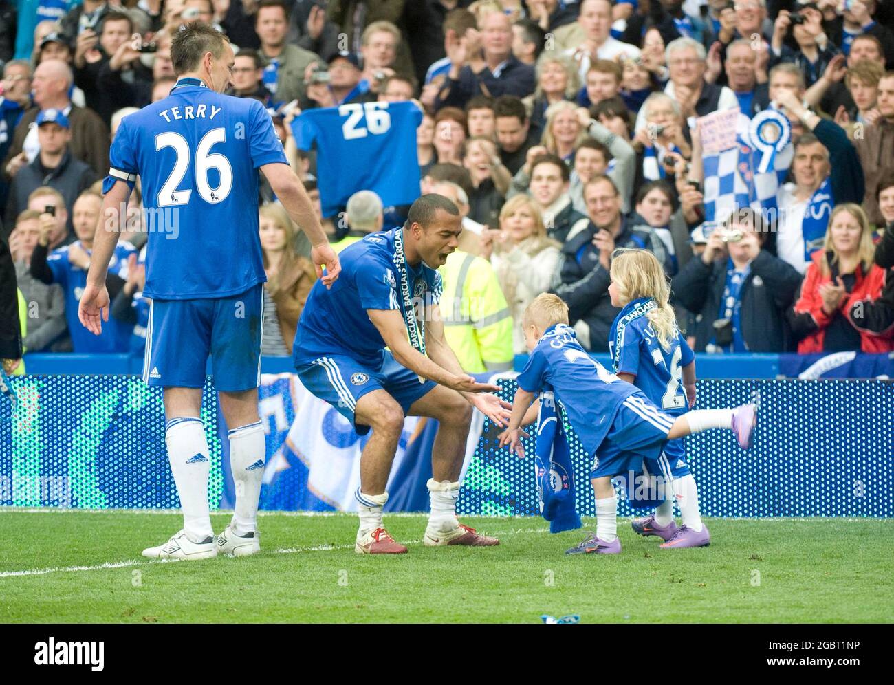 Chelsea v Wigan Chelsea celeb the title with various wags and players ...