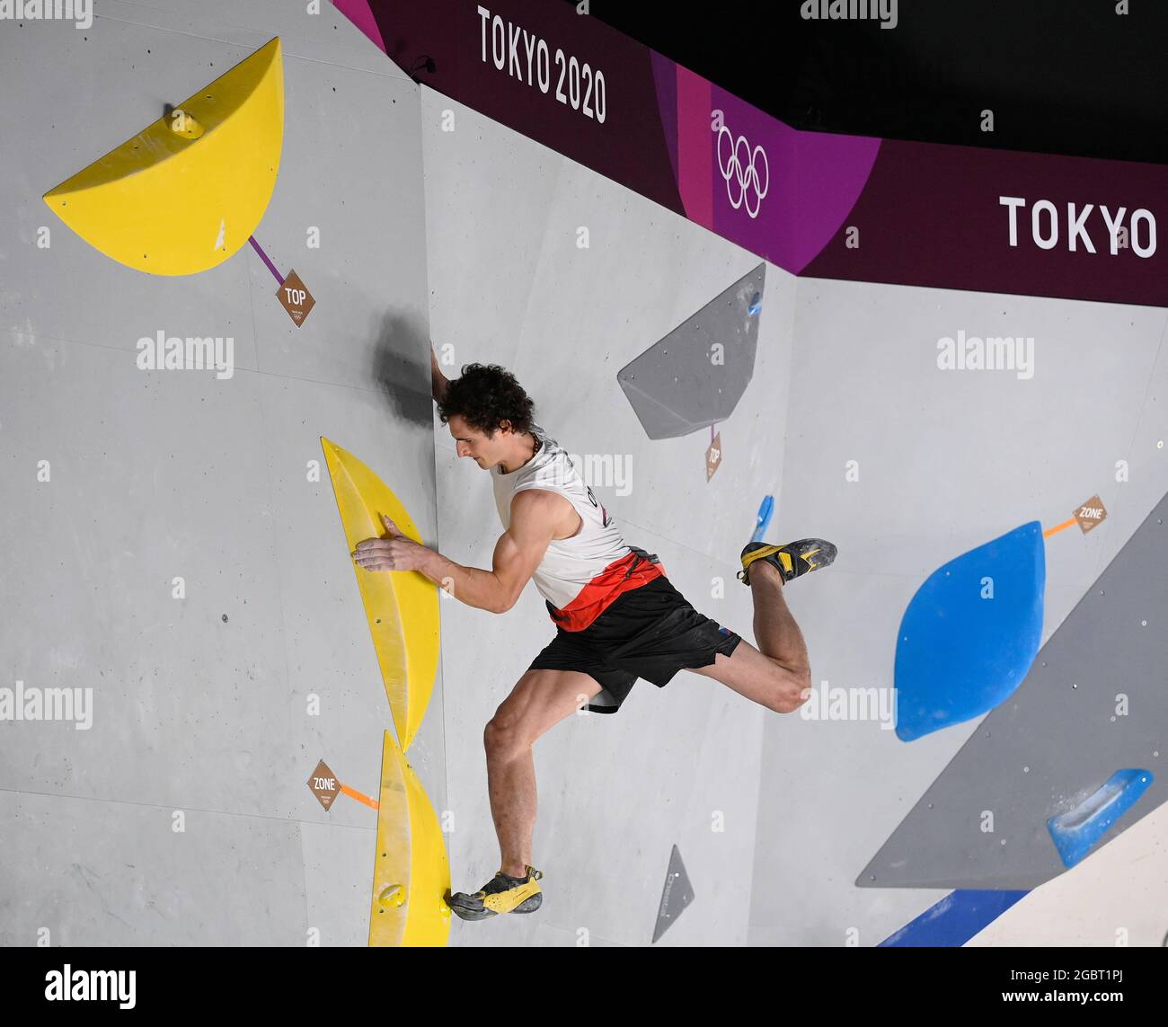 Tokyo, Japan. 05th Aug, 2021. Czech climber Adam Ondra competes during ...
