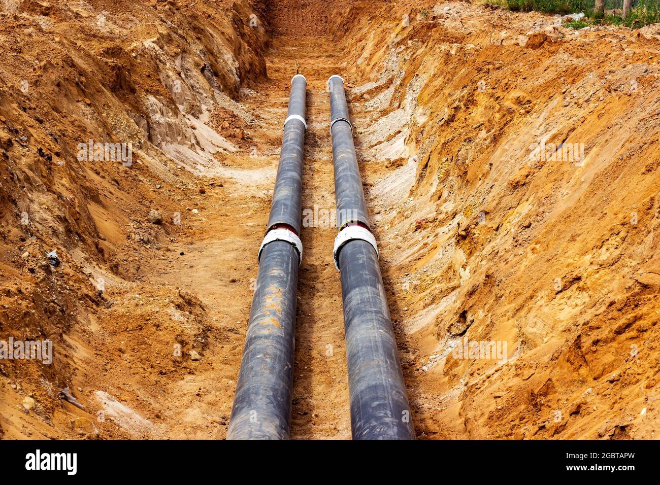 Dump pipes hi-res stock photography and images - Alamy