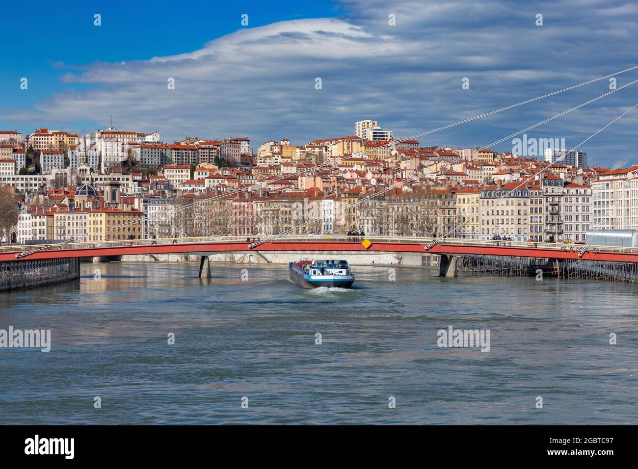 Lyon red bridge hi-res stock photography and images - Alamy