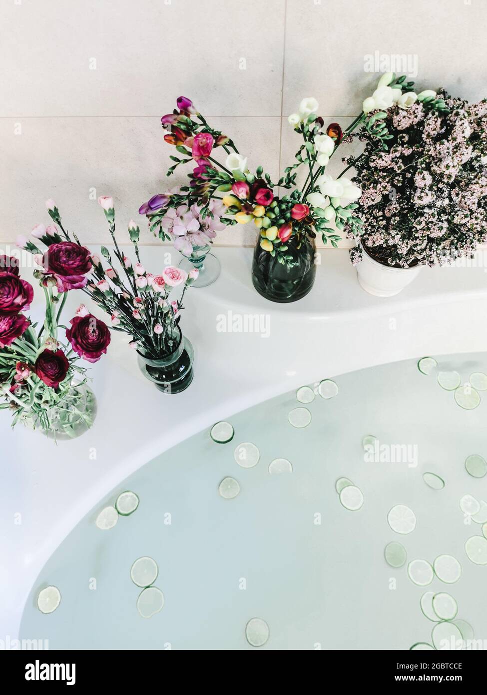 Bath with flowers Stock Photo - Alamy
