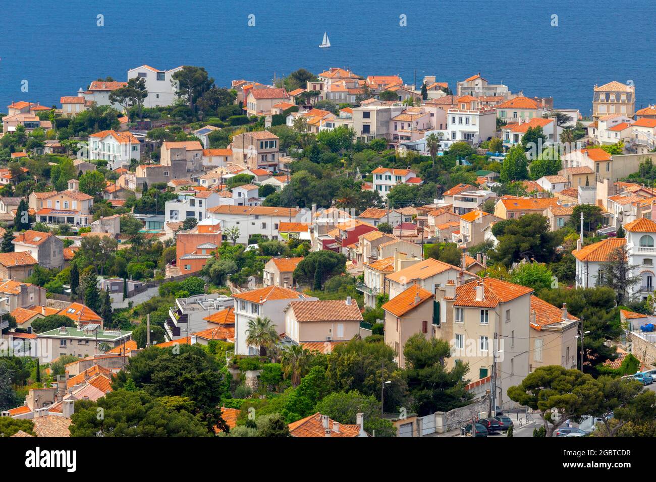 Scenic aerial view of the old town and the sea on a sunny day ...