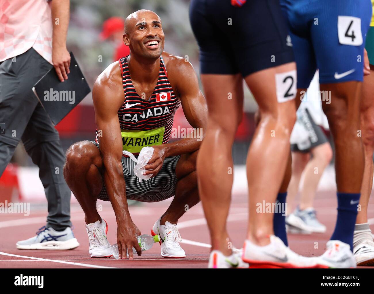 Lucy Warner High Resolution Stock Photography and Images - Alamy